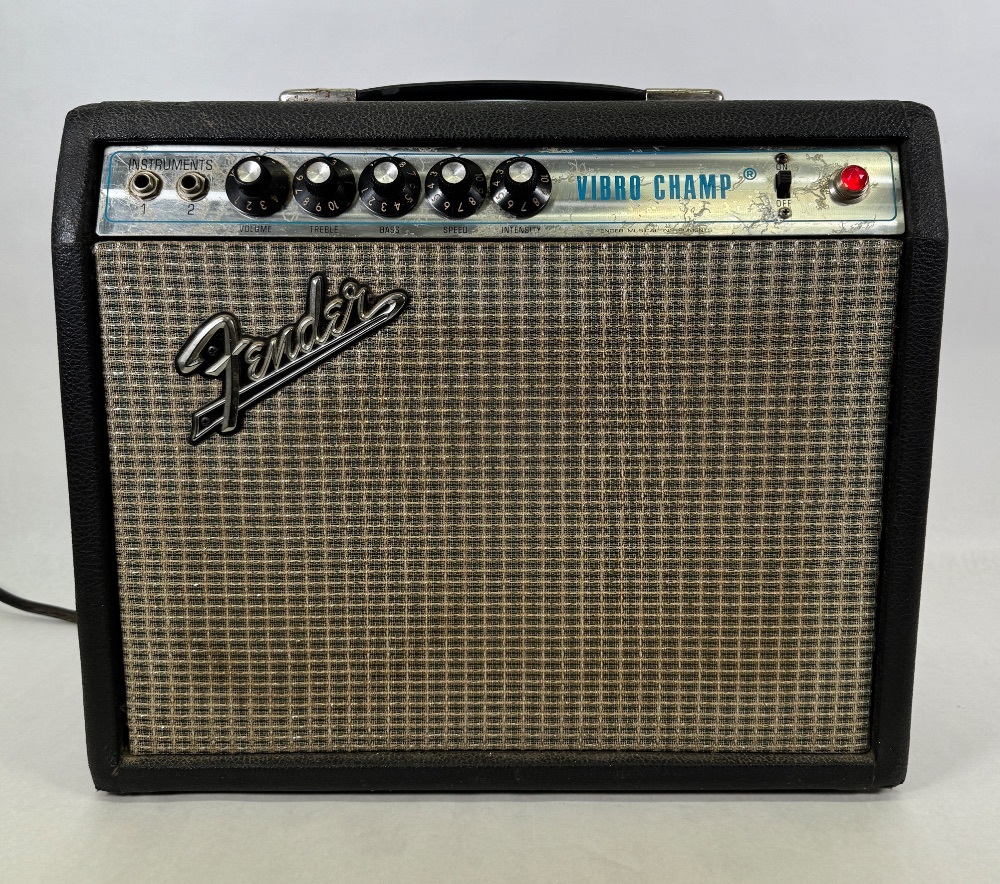 Fender Vibro Champ 1972 Silverface Guitar Tube Combo Amp | Heartland ...
