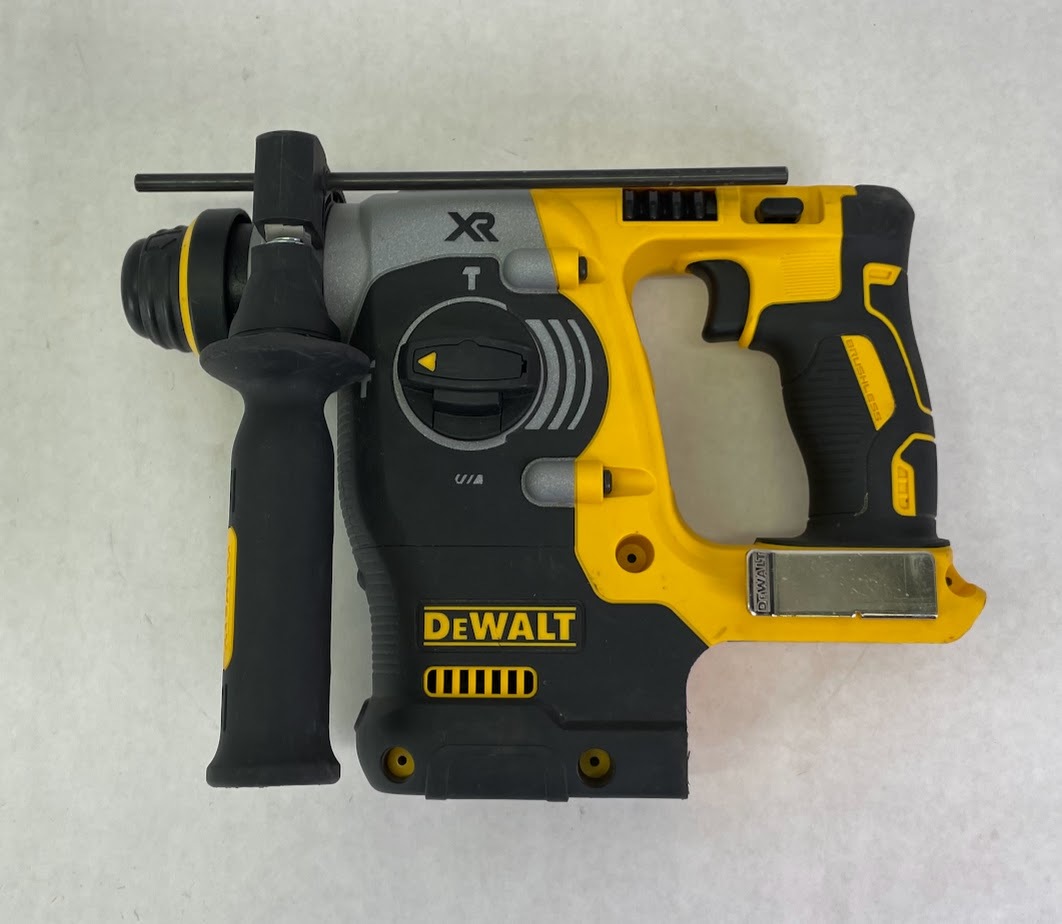 DEWALT DCH273 Li-Ion Battery Powered Rotary Hammer Drill - (Tool Only ...