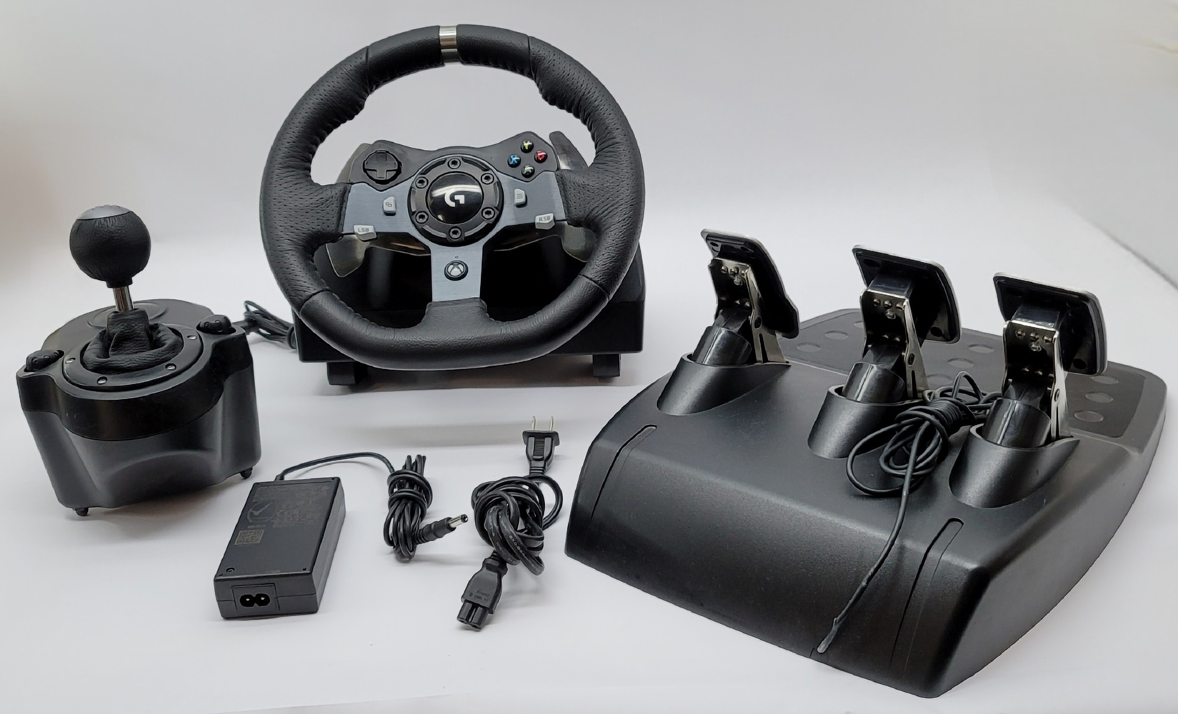 Logitech G920 Driving Force Racing Wheel Pedals Shifter for Xbox and PC ...
