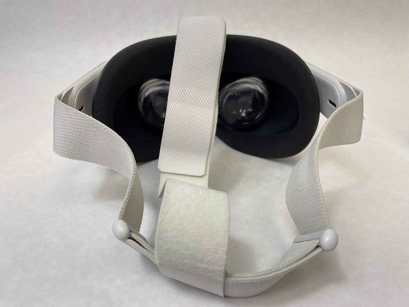 Meta Quest 2 VR Headset W/Hand Controllers - 128GB | Heartland Pawn ...