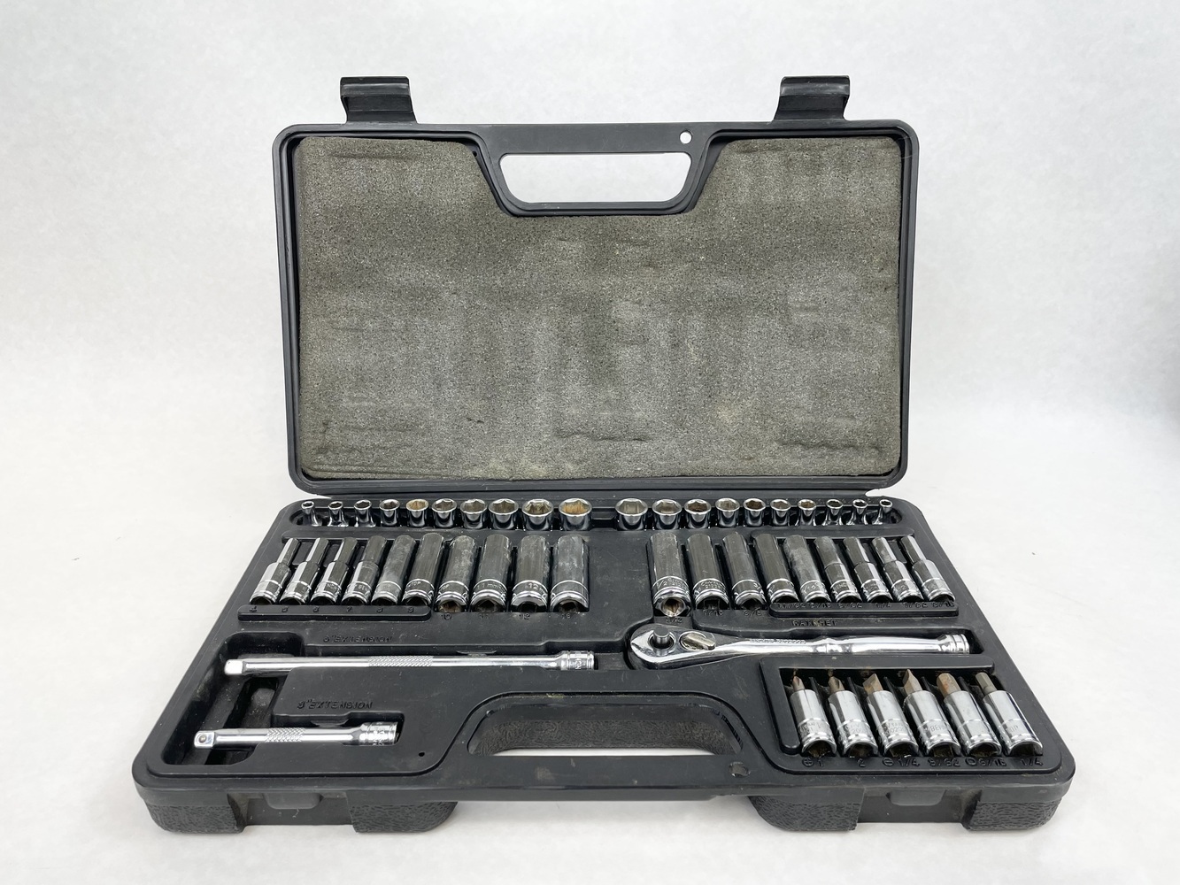 Benchtop 1/4 Inch Ratchet And Socket Set | Heartland Pawn & Jewelry