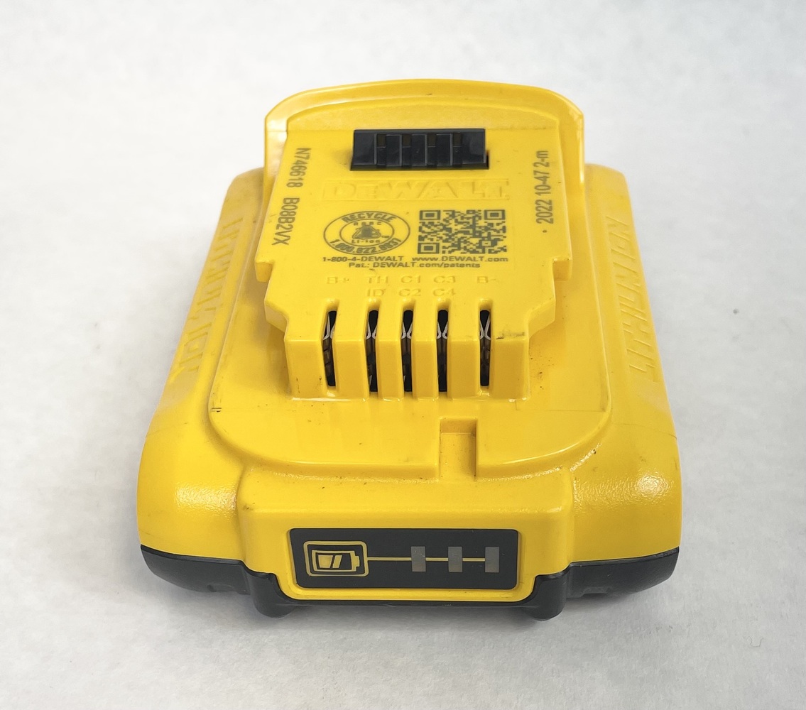Dewalt DCB203 2Ah 20V Max Battery | Heartland Pawn & Jewelry
